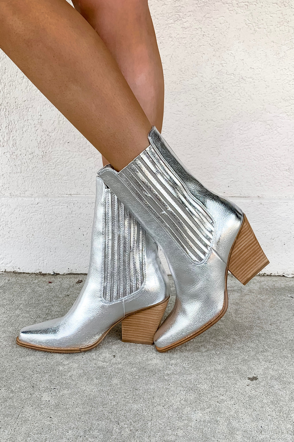 Cali Metallic Bootie in Silver – maddiebea